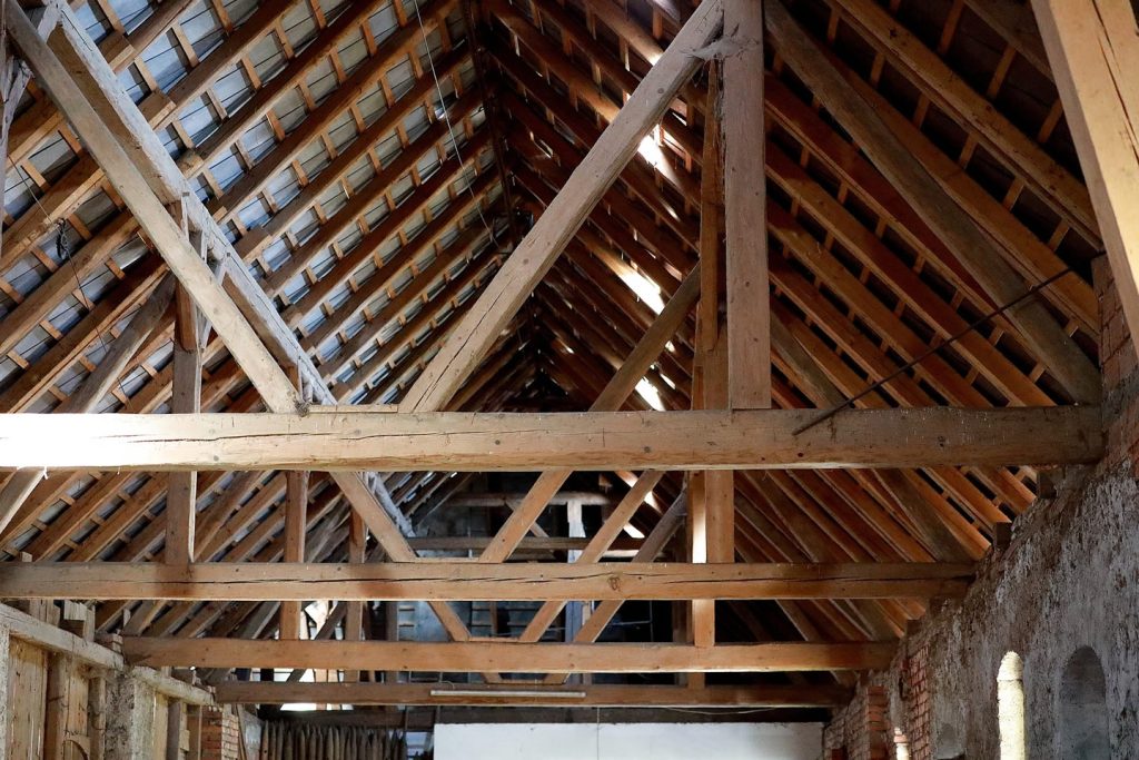 A Comprehensive Guide to Roof Trusses in Building Construction - PAT ...